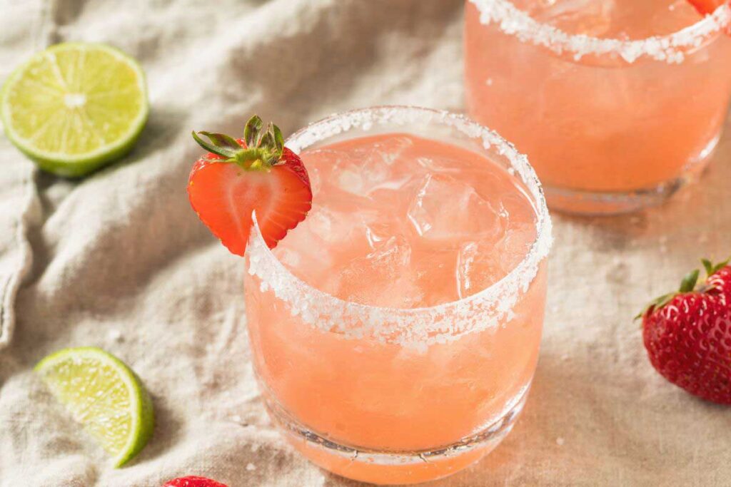 18 Creative Strawberry Cocktail Ideas (Boozy and Non-Boozy) - Home Cadet